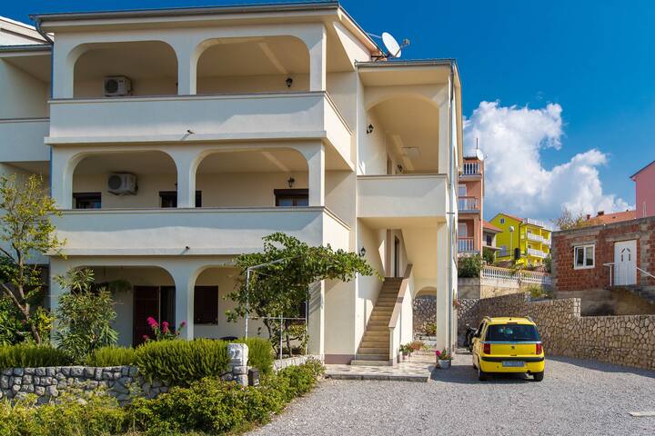 "Yellow" - Crikvenica