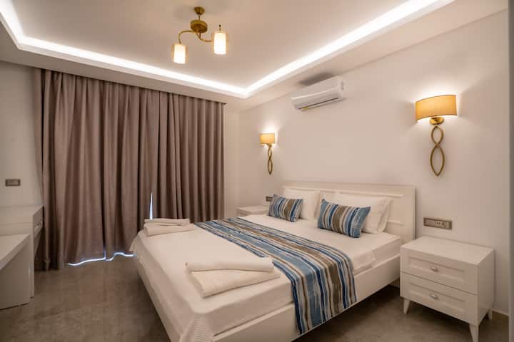 Hanife Hanım Apart (Muhtar Hotel) - Kaş