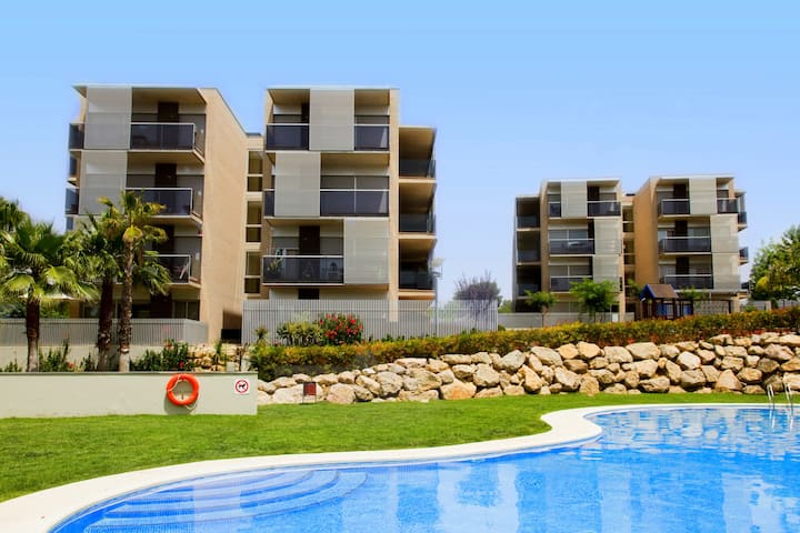Paradise Village: Semaine à Côté De Port Aventura - Salou