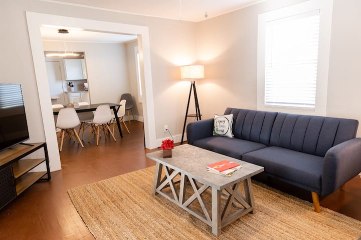 Awesomely Located 2br/1ba (Steps From Downtown) - Bentonville