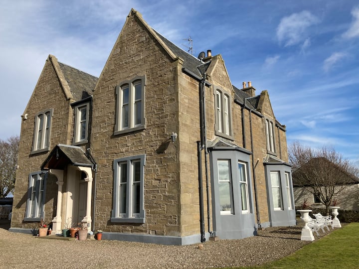 Private Room At The Old Manor - Arbroath