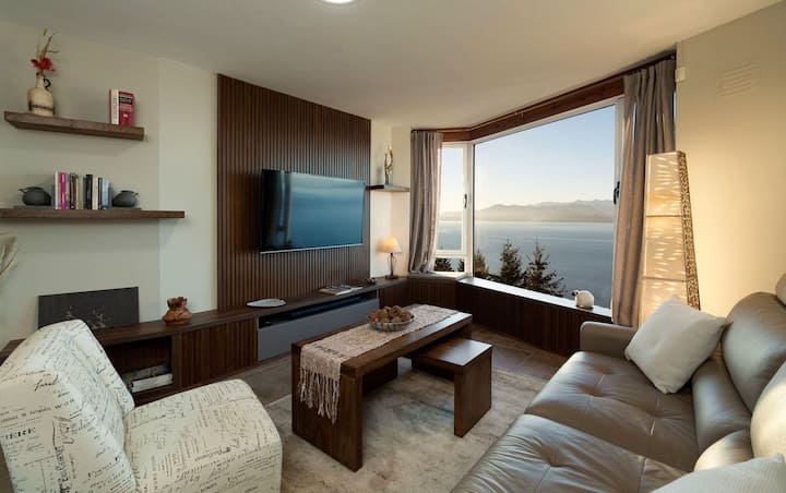 High-end Unit, Panoramic Views, Parking Space - San Carlos de Bariloche