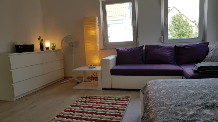 Rennovated - 1 Bed Fully Furnished Next To U-bahn - Leonberg
