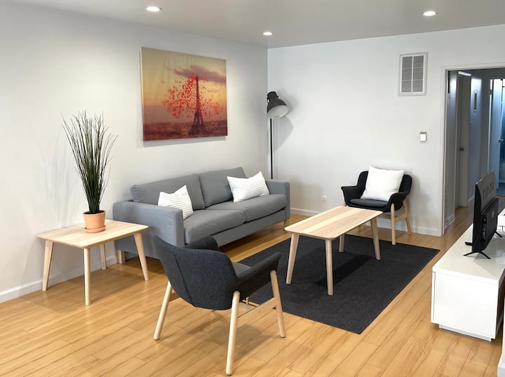 1br Apt Beverlywood By Just Bring Your Toothbrush - Culver City, CA