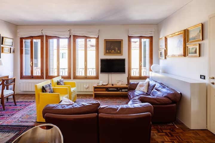 Luxury And Super Central Apartment On 4th Floor - Venice