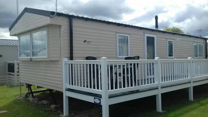 Spacious modern static caravan in Kent, England, United Kingdom - Airbnb