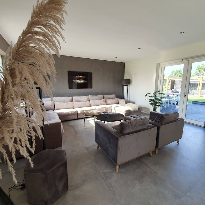Compleet Nieuw Vakantiehuis "Villa De Berken" - Veenendaal