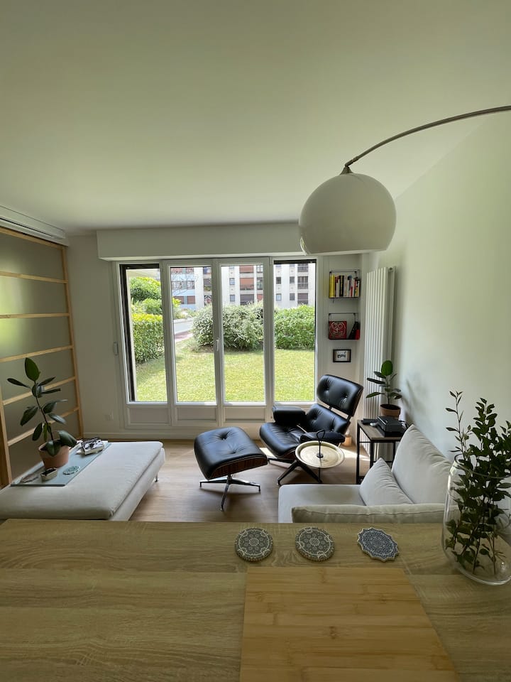 Paris Centre - Calme Et éLégance Avec Jardin - Paris