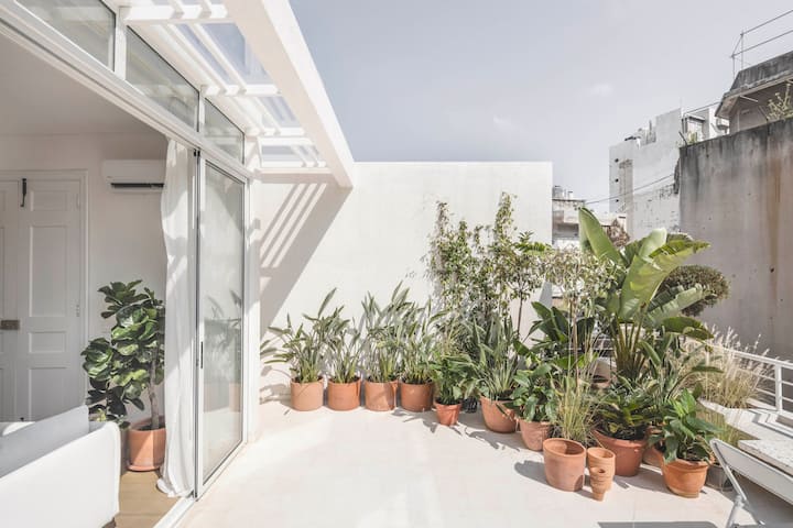 Beirooted-urban Penthouse - Lebanon