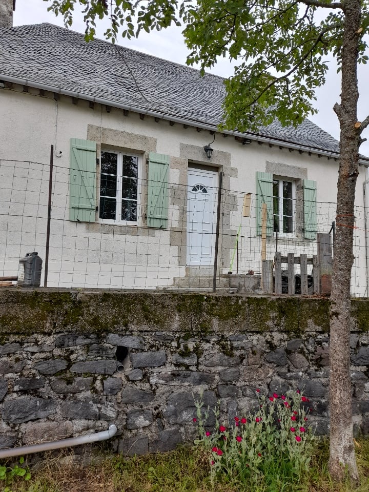 Maison Dans Les Volcans D Auvergne - Salers