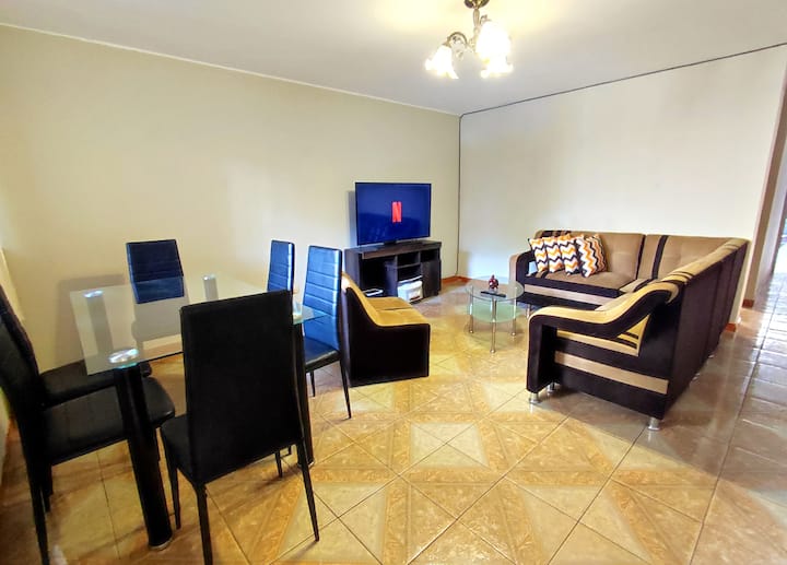 Amplio Apartamento C/ Patio, Huancayo, 6 Personas. - San Agustin