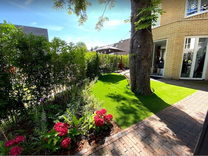 Lovely 2-layered Family Home With 4 Bedrooms - Zandvoort