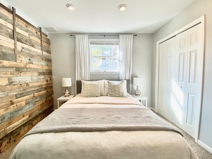 Bright & Stylish 1bd Apt In Blacksburg-close To Vt - Virginia Tech, Blacksburg