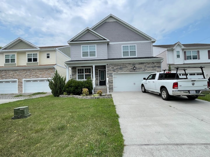 Comtempororary Beach House - Virginia Beach, VA