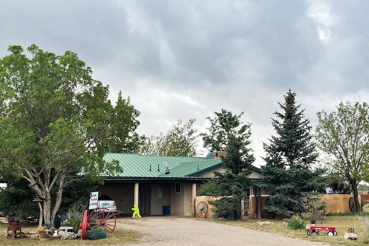 Cheerful 2 Bedroom Country Home - Torrance County