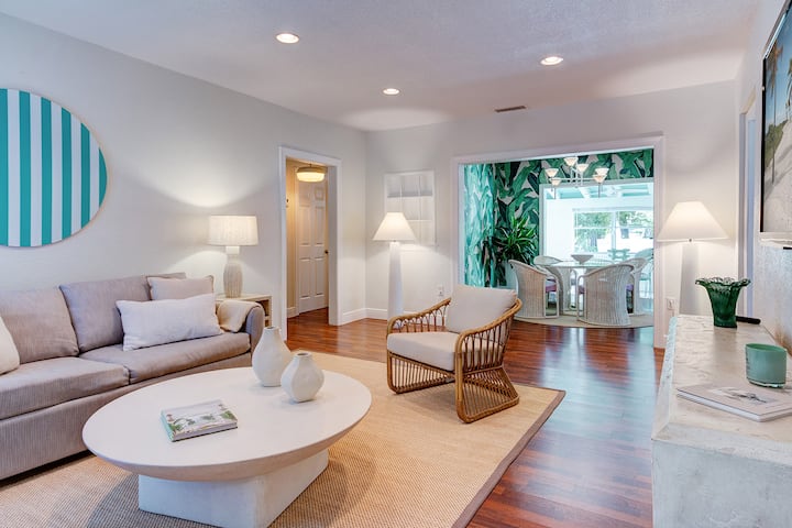 Home Near Brickell Miami, 5 Min To The Beach! - Coral Gables, FL