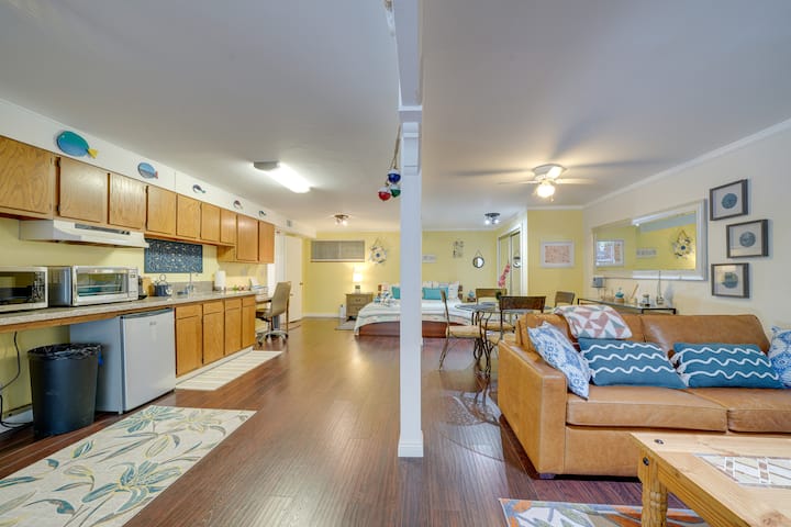 Santa Barbara Cozy Large Studio -Private Patio +Ac - Goleta, CA