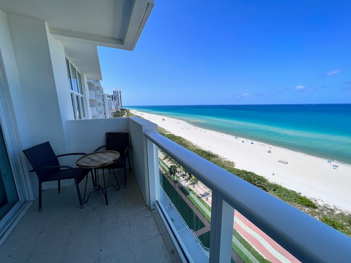 2br Oceanfront Beach Access + Free Valet Parking - Miami Beach