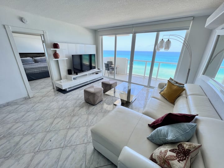 2br Oceanfront Beach Access +  Free Valet Parking - Miami Beach, FL