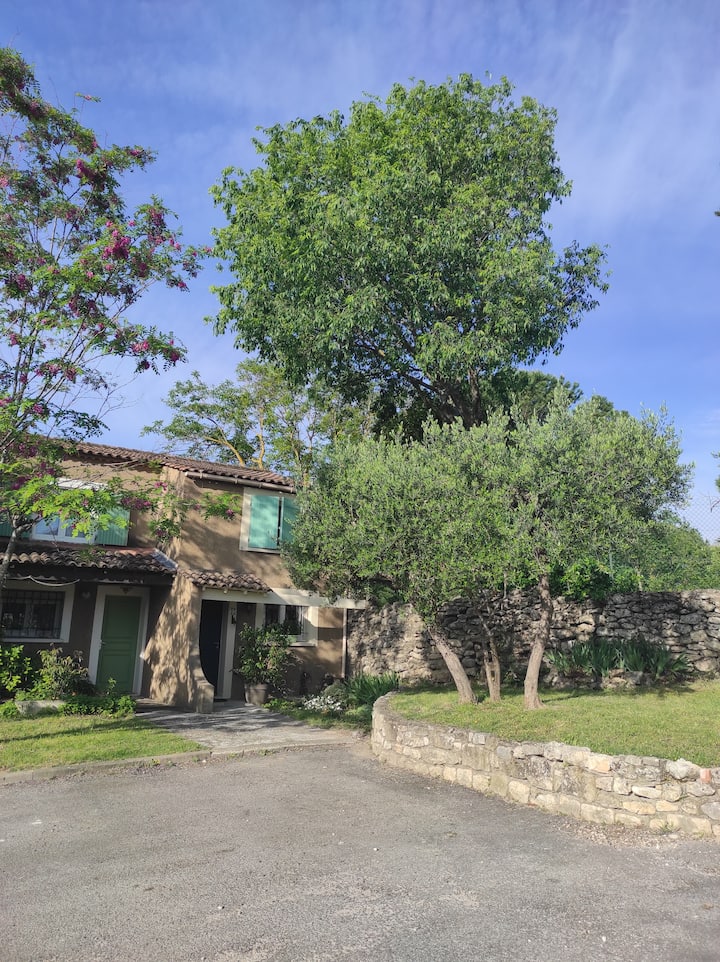 Maison Résidentielle à 1km Du Centre Historique - Uzès
