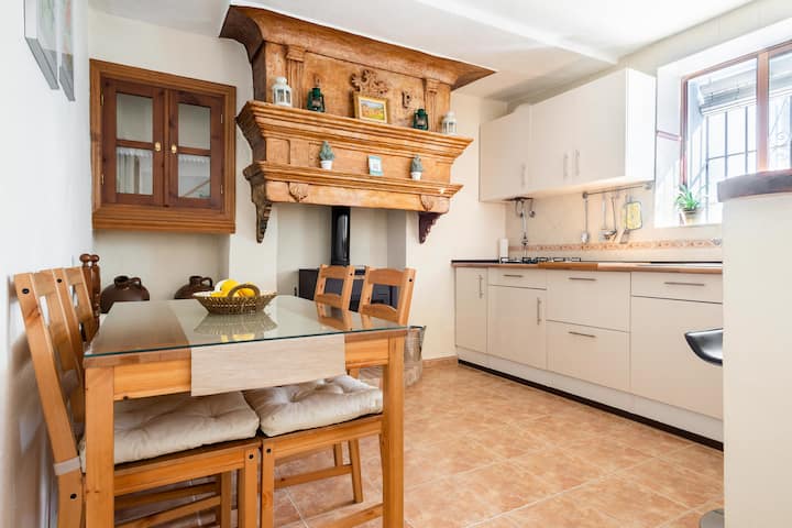 Rural Inn + Free Wifi + Netflix + Fireplace - Gaucín