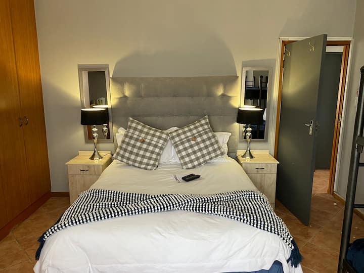 L-view Guesthouse Double Room - Mossel Bay