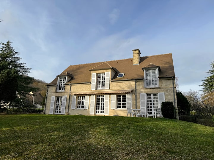 Magnificent House & Huge Garden Just Outside Paris - Chevreuse