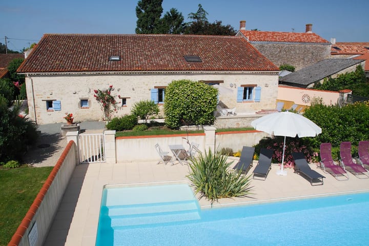 Maxy-gite (3 Gites Accolés) Pour 24 Pers(+) - Luçon