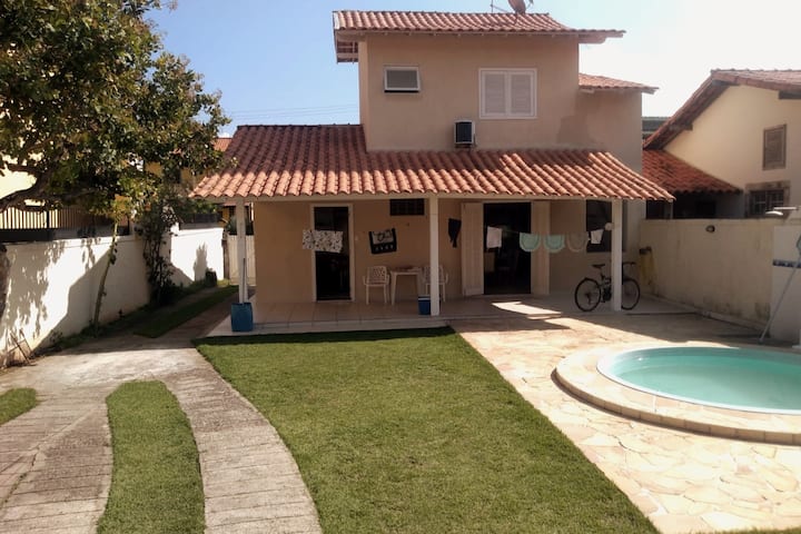 Casa Na Praia De Piratininga - Niterói