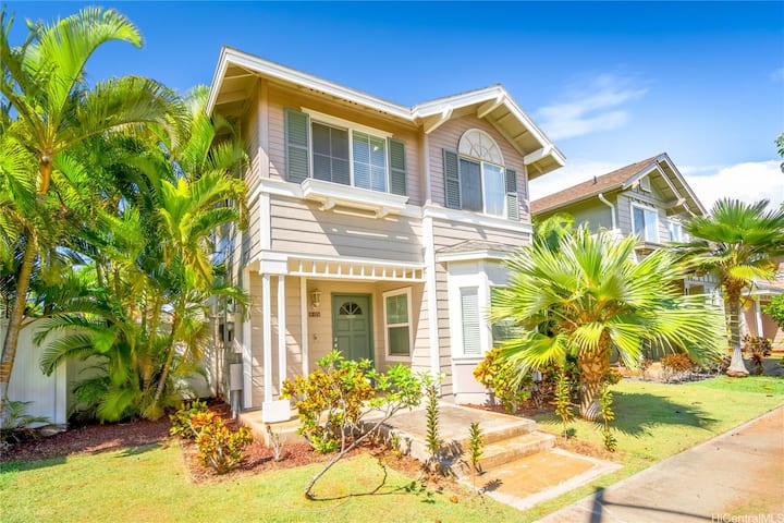 Cozy Beach Home - Ewa Beach, HI