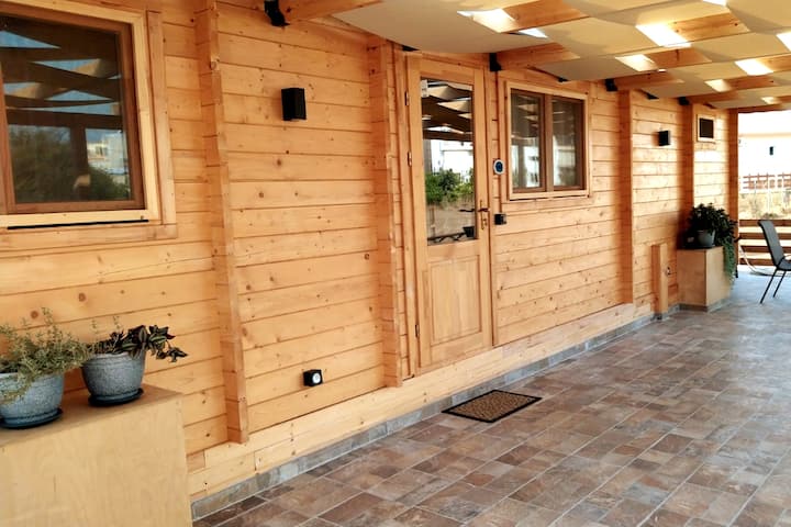 Fillip Wooden House - Превеза