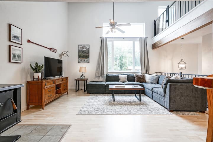 Updated 3 Bd/1 Ba House In Heart Of Columbia Falls - Columbia Falls, MT