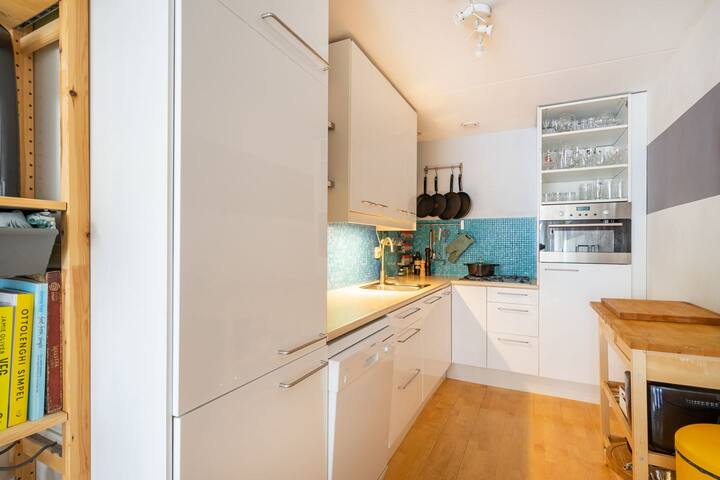 Private Bedroom / Amsterdam East - Amsterdam