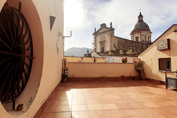 Terrazza Sul Carmine, Résidence Fantastique - Palermo, Italy