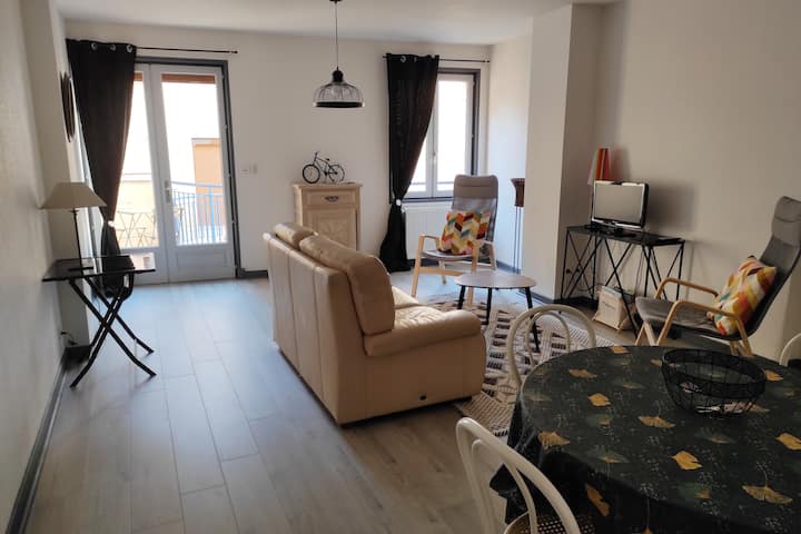 Appartement 2 Chambres + Terrasse Charlieu Centre - Charlieu