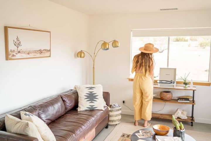 Casa Nómada ~ Outdoor Shower · Bbq · Views! - Joshua Tree, CA