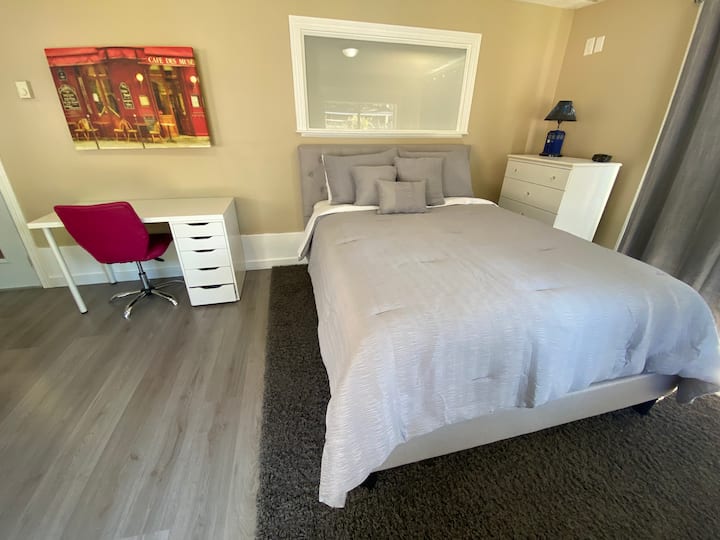 1-bedroom Full Basement Suite W/ Separate Entrance - Nanaimo