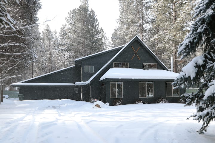 The Spring River Cabin | 18 min to Mt. Bachelor! - Houses for Rent in ...