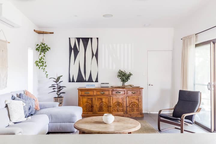 100m To Buddina Beach | Sauna + Theatre Room - Mooloolaba