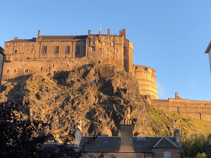 Castle Side, Edinburgh Old Town - Edimburgo