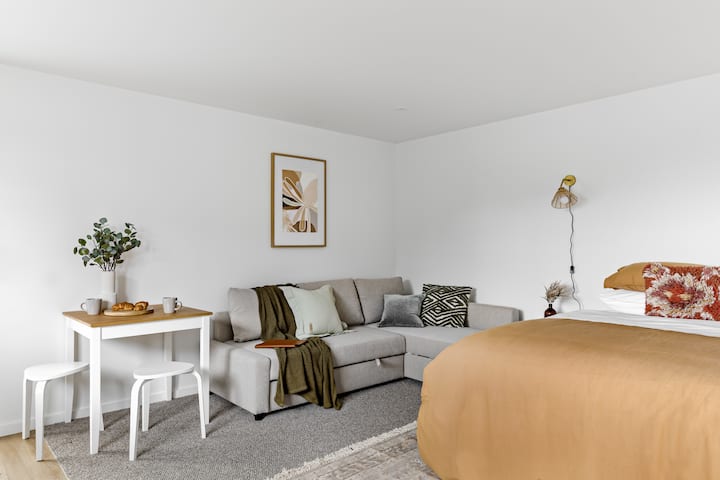 Dusk On Twynam Studio - Brand New Accommodation - Jindabyne