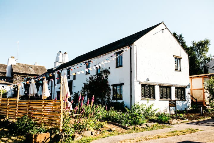 The Farmer's Lake District Loft - Ulverston