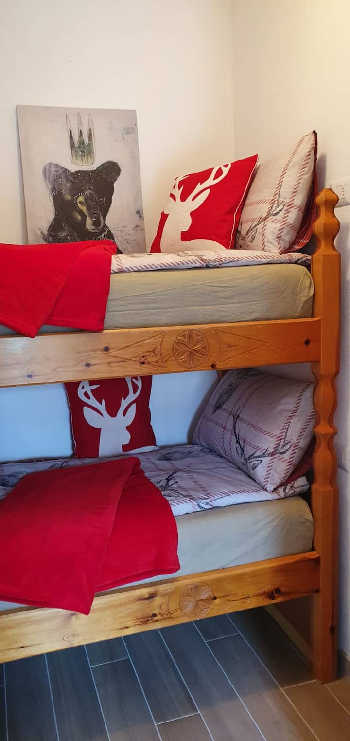 Appartamento Vintage Il Cervo In Valtournenche - Torgnon