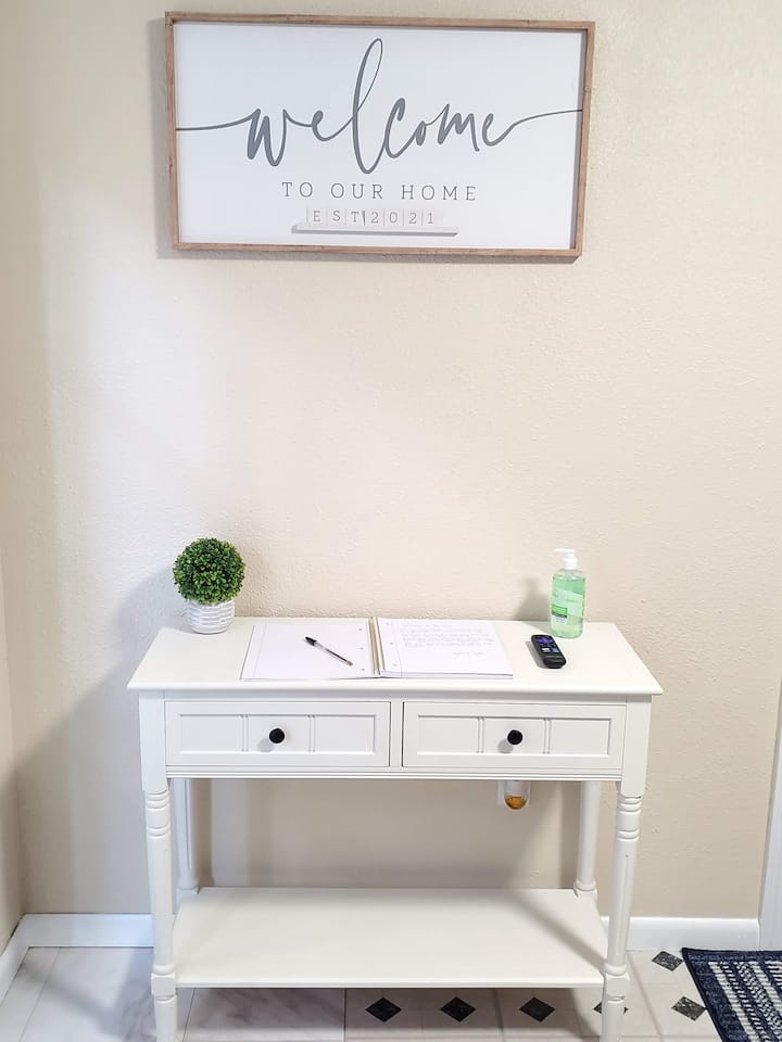 King Bed! Fast Wifi🗲centrally Located - Sandy, UT