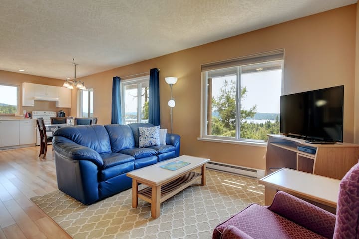 Room With A View - Comfortable 2br Suite Plus! - Sooke