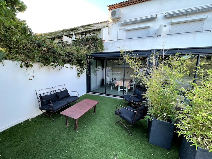 Studio Familial Climatisé, Terrasse, Plage à 100m - Île de Porquerolles