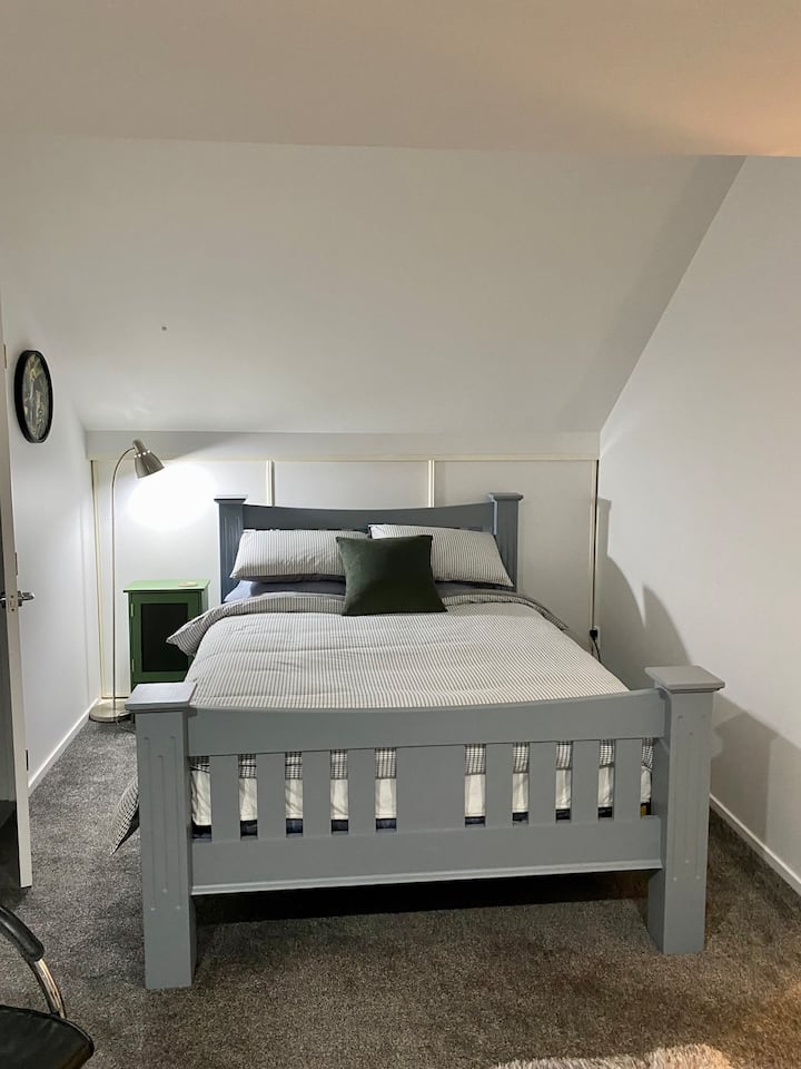 20min Walk To City, Large Room With Ensuite - Christchurch