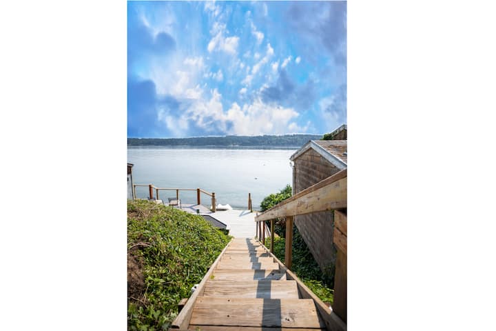Private Waterfront Escape - Gig Harbor, WA
