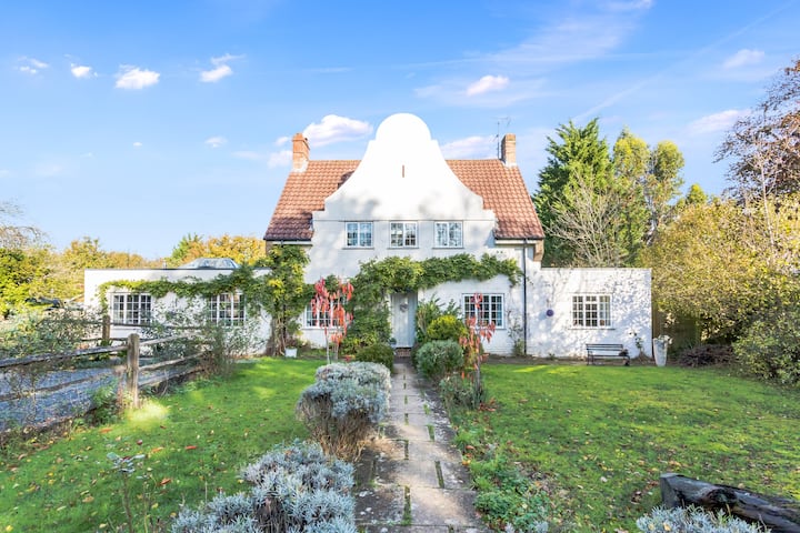 Pretty Country Family Home - Dog Friendly - Steyning