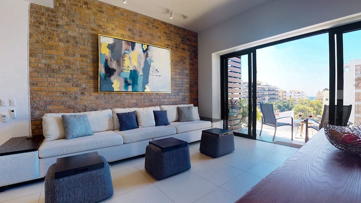 Heart Of Zona Romantica, Loft268, Ocean Facing Balcony, Large Rooftop Pool/spa - Puerto Vallarta